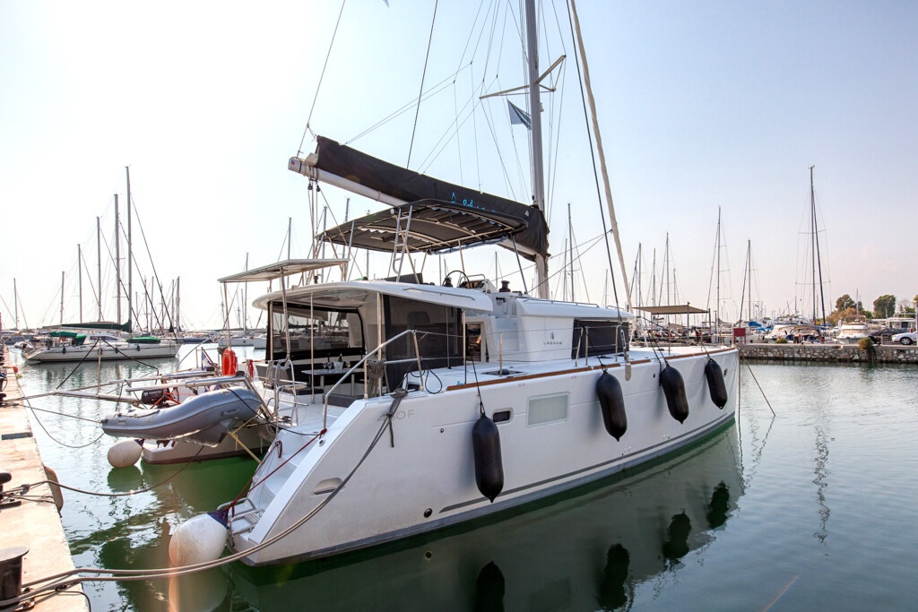 Sail Your Myth - High End Catamarans in Greece